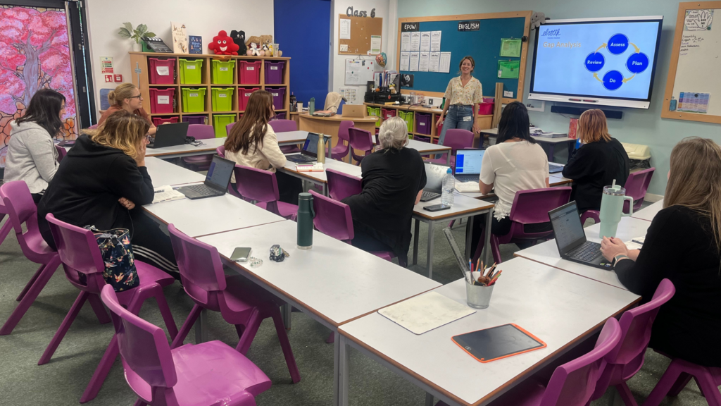 Bedford Borough introduces its first Professional Study Group (PSG) with Elastik - Elastik Learning